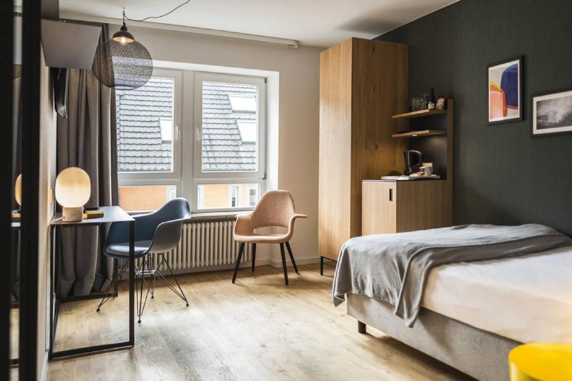 Privatzimmer ∙ 1 Schlafzimmer ∙ 1 Gast - Weil am Rhein