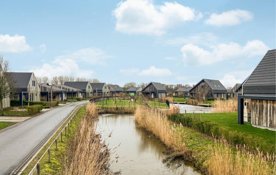 120 M² House ∙ 4 Bedrooms ∙ 8 Guests - Harlingen