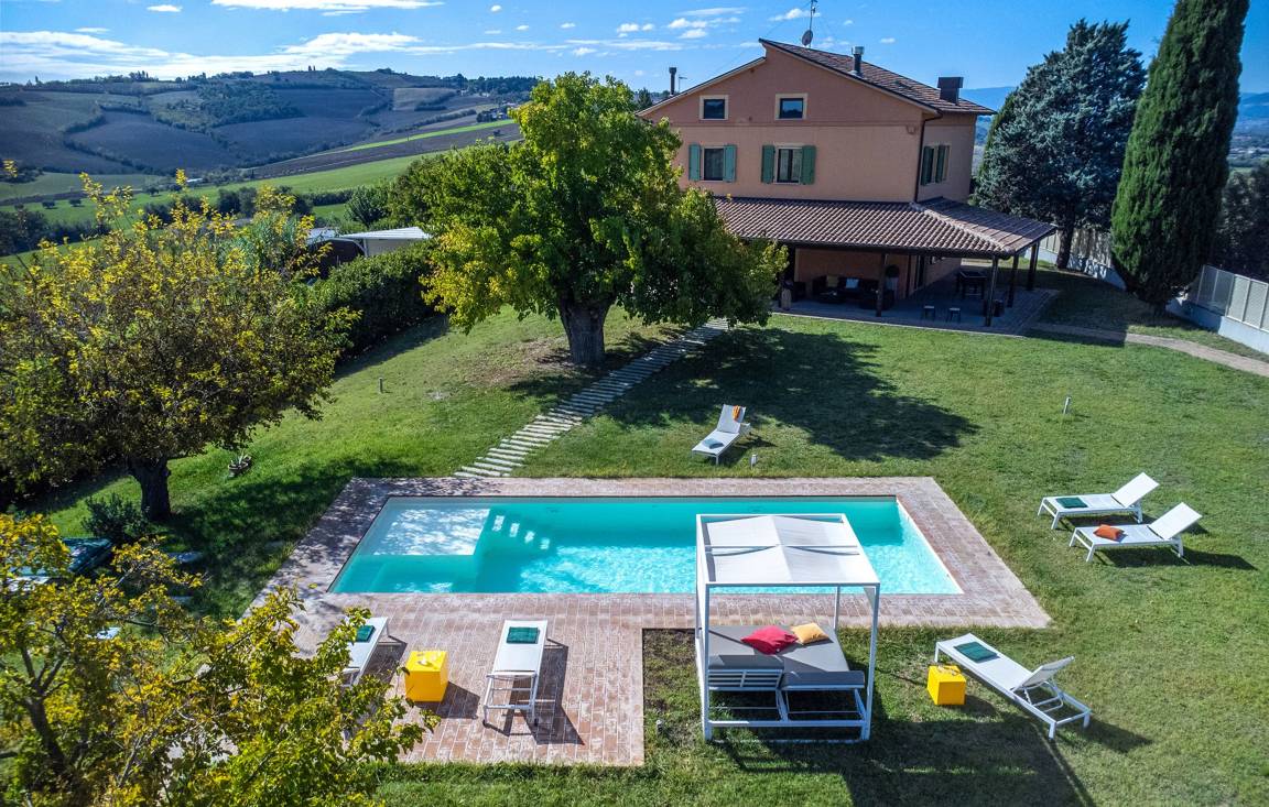 330 M² Villa Vacanza ∙ 4 Camere Da Letto ∙ 10 Ospiti - Fano