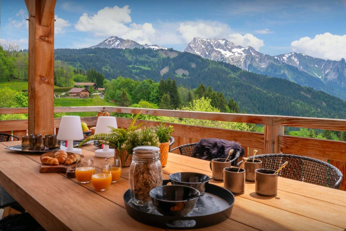 130 M² Chalet ∙ 3 Chambres ∙ 6 Personnes - Manigod