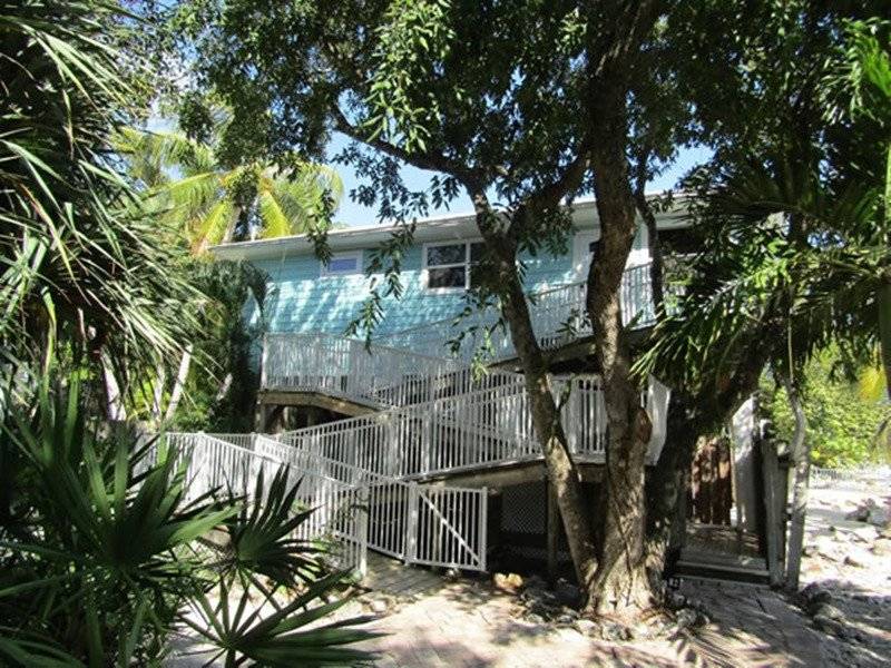 House ∙ 2 Bedrooms ∙ 4 Guests - Big Pine Key, FL