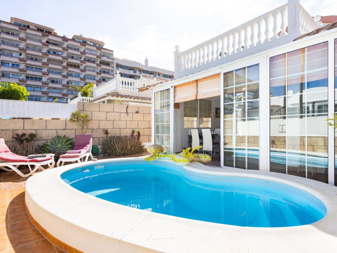 100 M² House ∙ 3 Bedrooms ∙ 8 Guests - Los Cristianos
