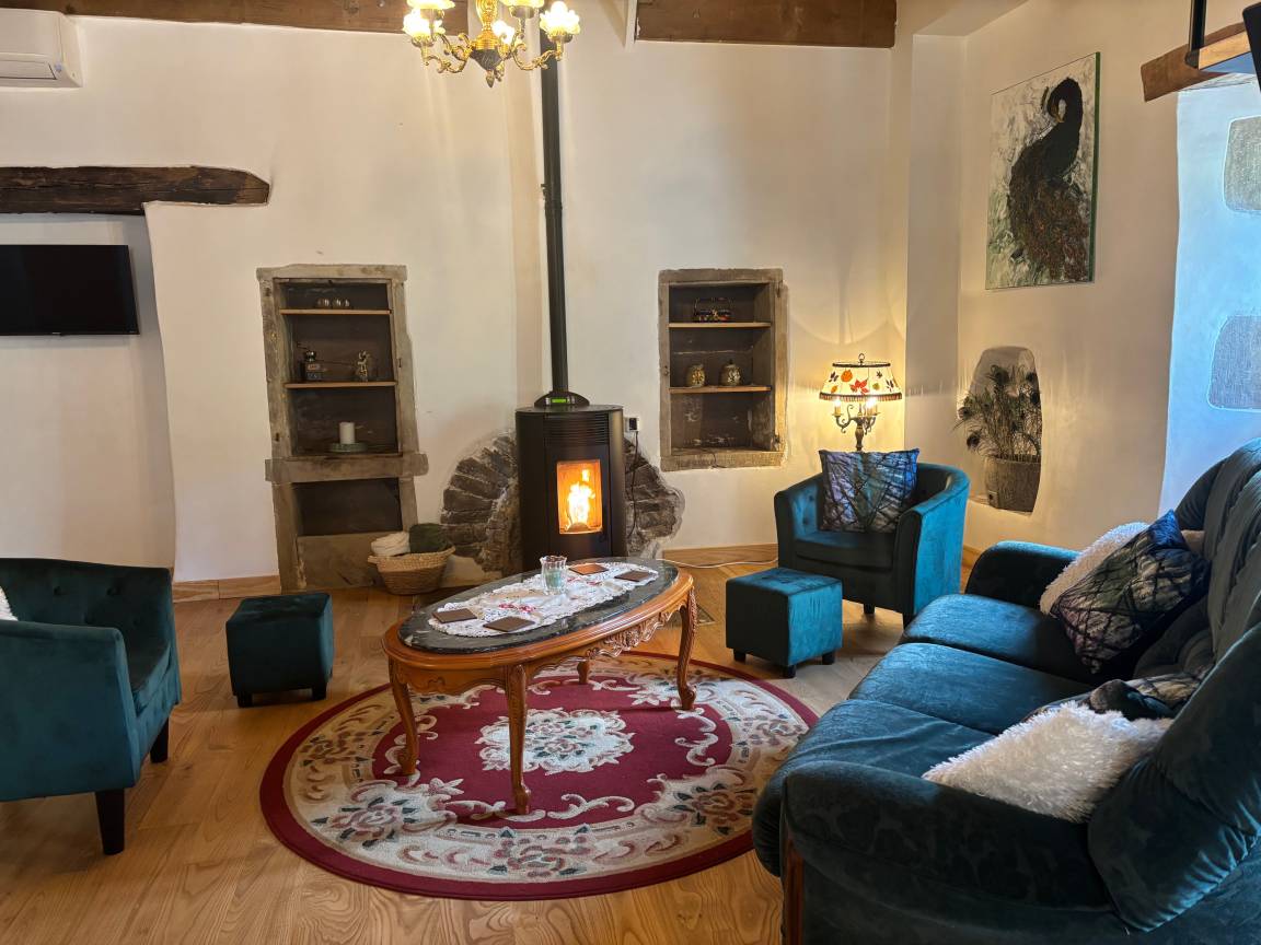 70 M² House ∙ 2 Bedrooms ∙ 4 Guests - Saint-Sernin-sur-Rance