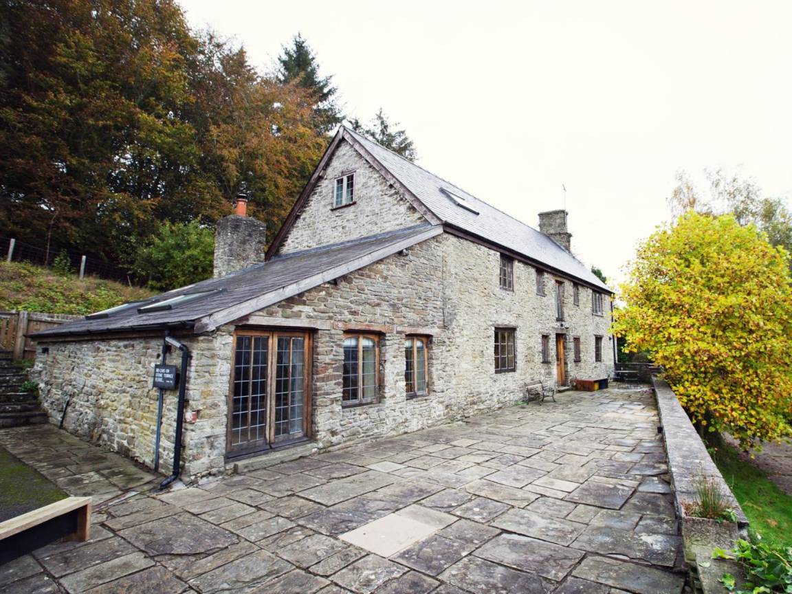 Cottage ∙ 4 Bedrooms ∙ 8 Guests - Hay-on-Wye