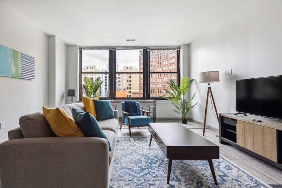 117 M² Apartment ∙ 2 Bedrooms ∙ 6 Guests - Windsor