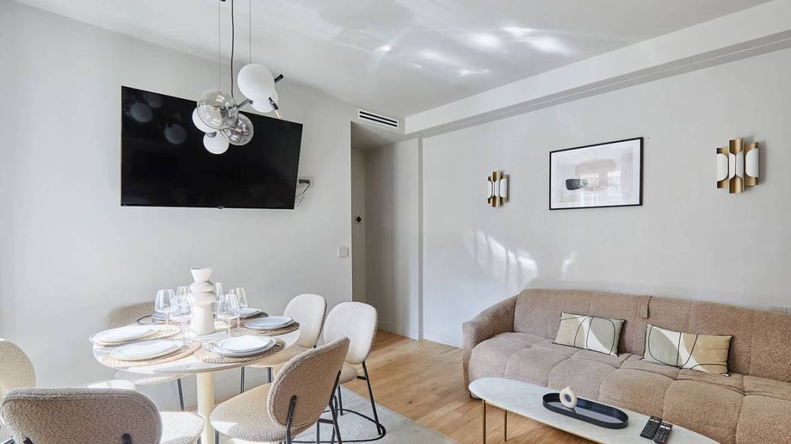 51 M² Apartment ∙ 2 Bedrooms ∙ 6 Guests - Paris