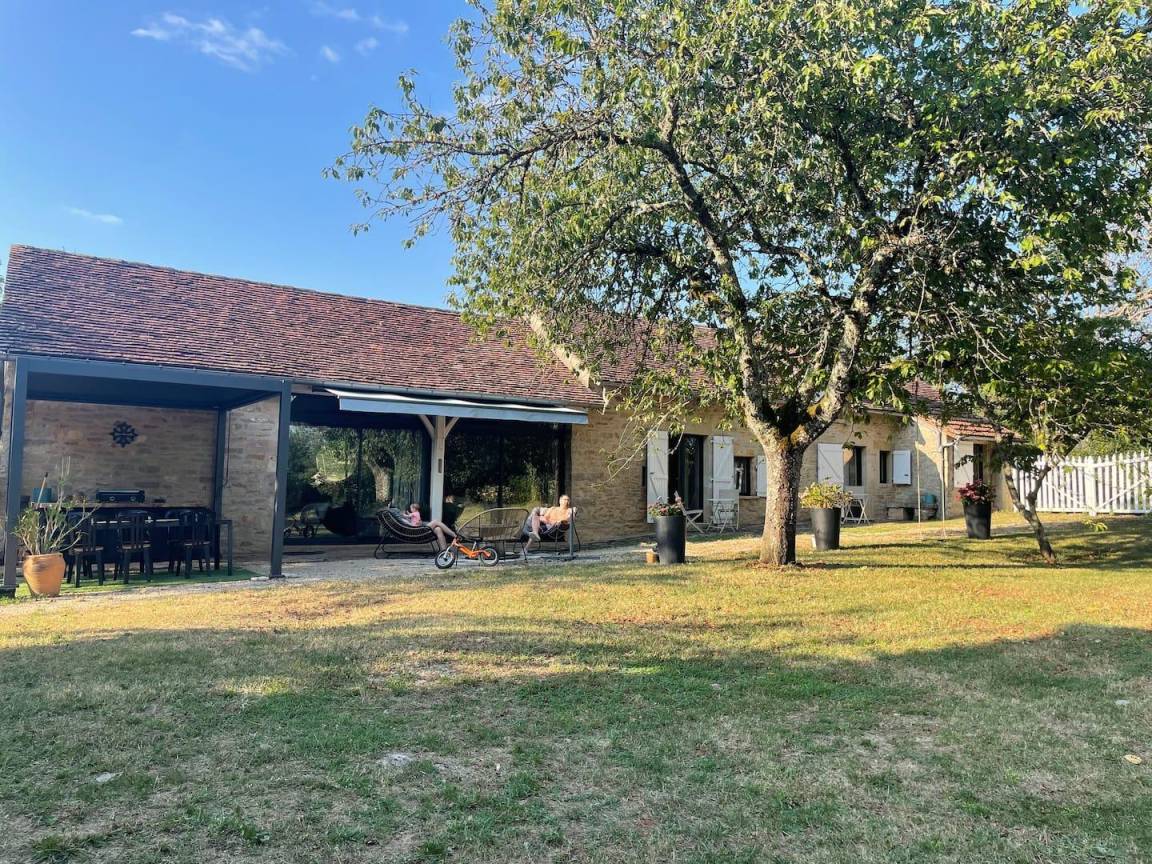 145 M² Gîte ∙ 4 Bedrooms ∙ 8 Guests - Lot