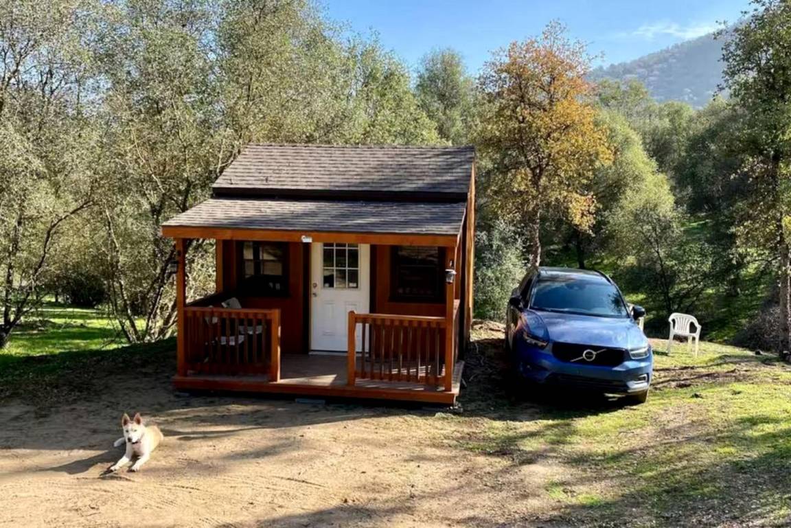House ∙ 1 Bedroom ∙ 6 Guests - Kings Canyon National Park