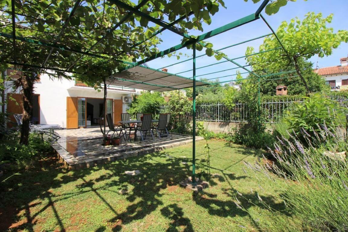 130 M² Huis ∙ 3 Slaapkamers ∙ 6 Gasten - Poreč