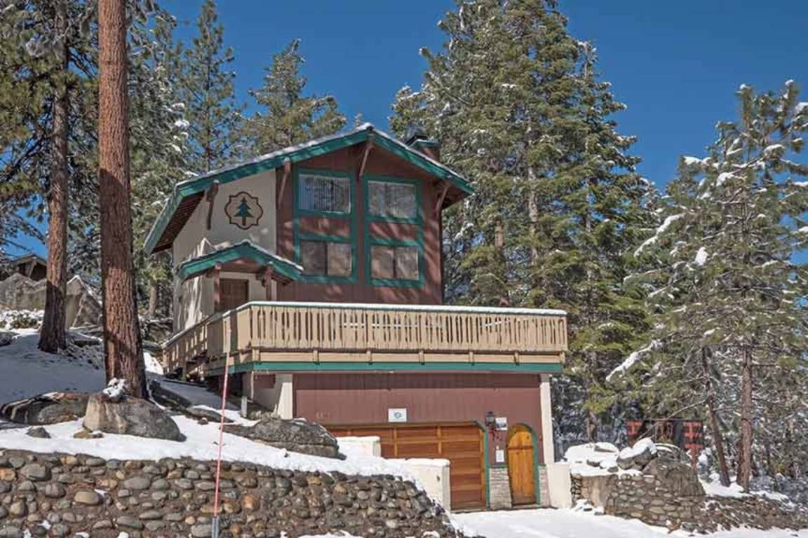 149 M² House ∙ 3 Bedrooms ∙ 6 Guests - Stateline, NV