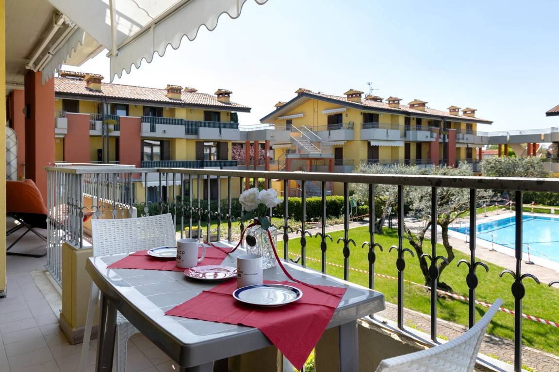 70 M² Appartamento Vacanza ∙ 2 Camere Da Letto ∙ 6 Ospiti - Sirmione