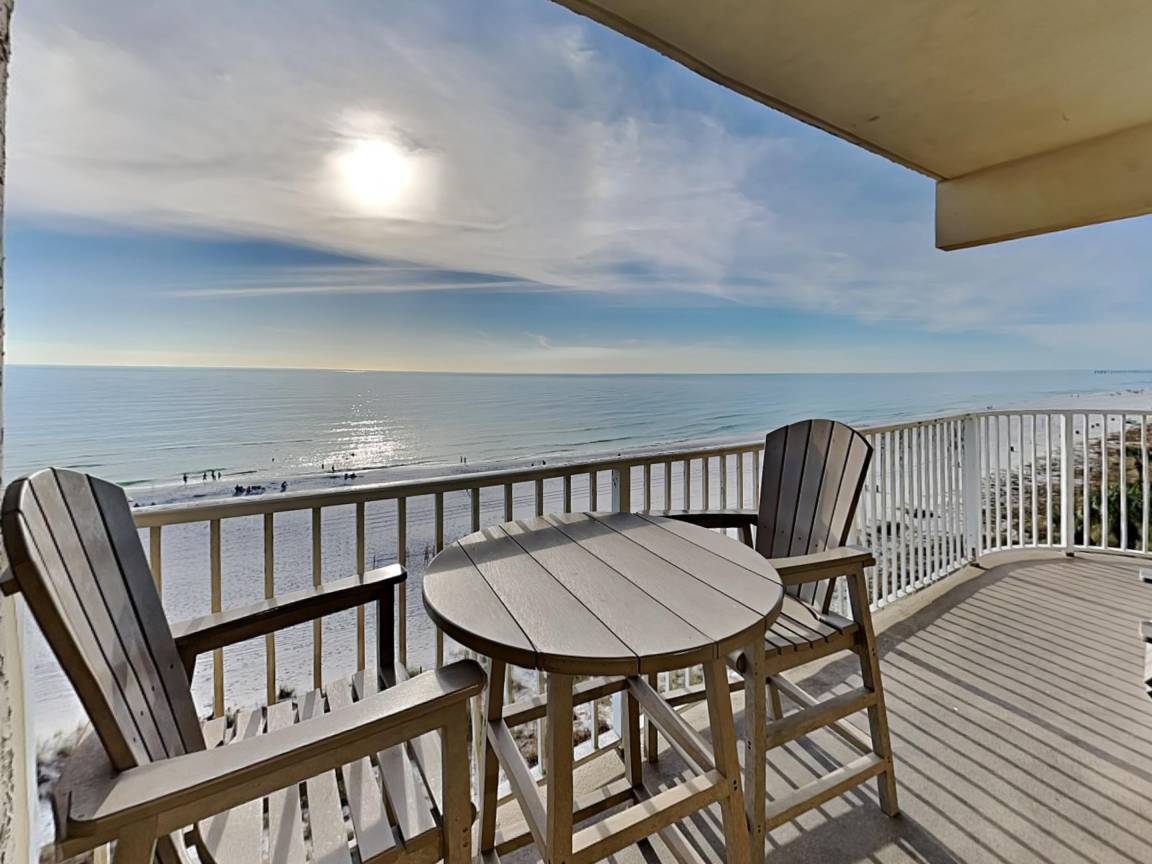 132 M² Condo ∙ 3 Bedrooms ∙ 10 Guests - Panama City Beach, FL