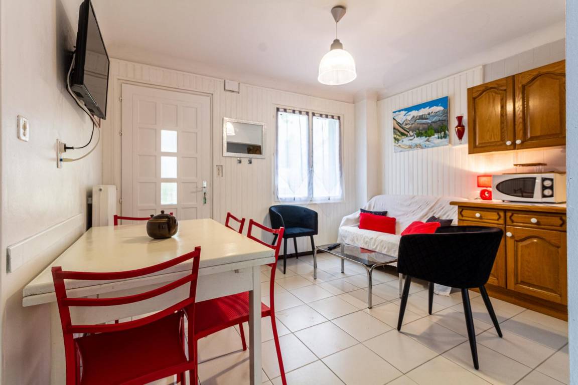 40 M² Mökki ∙ 2 Makuuhuonetta ∙ 4 Vierasta - Argelès-Gazost