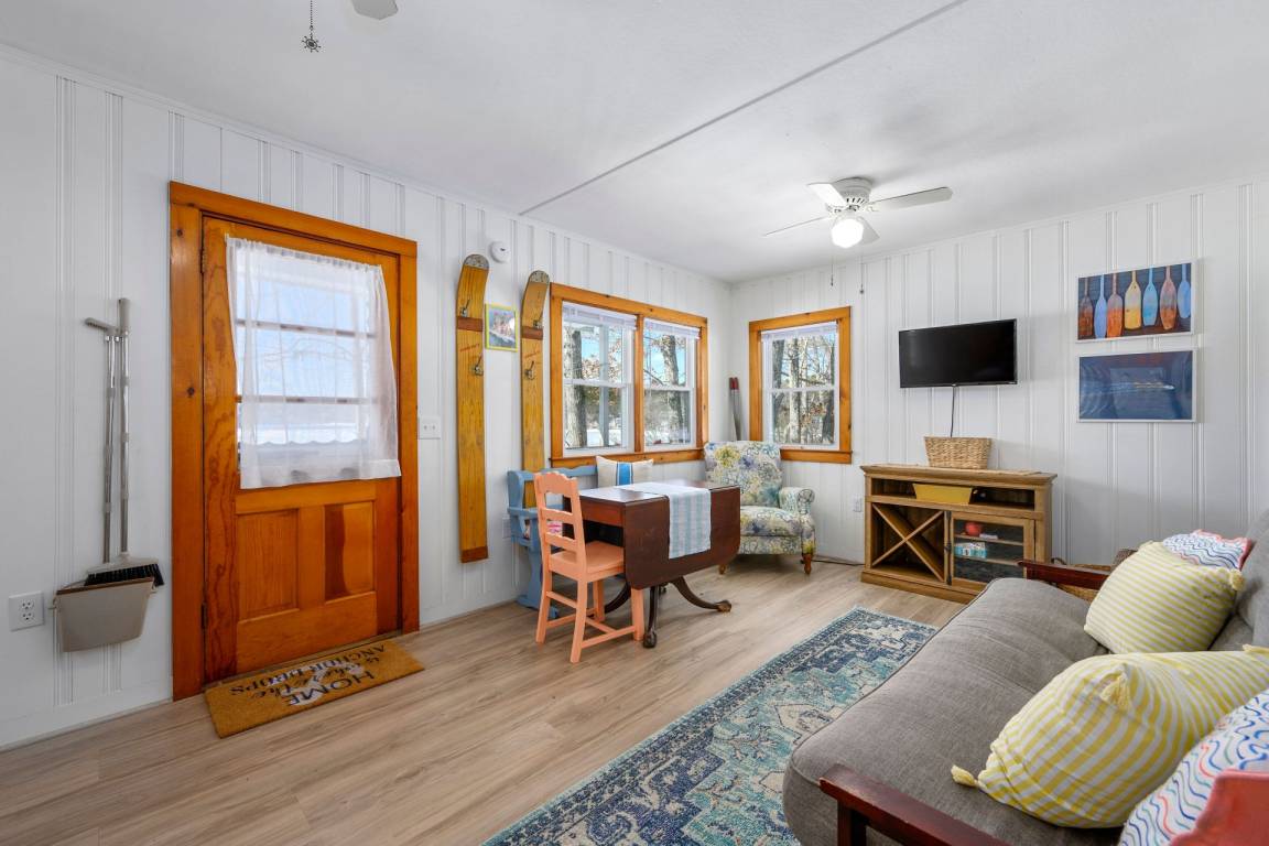 Cottage ∙ 3 Bedrooms ∙ 6 Guests - Sandwich, MA