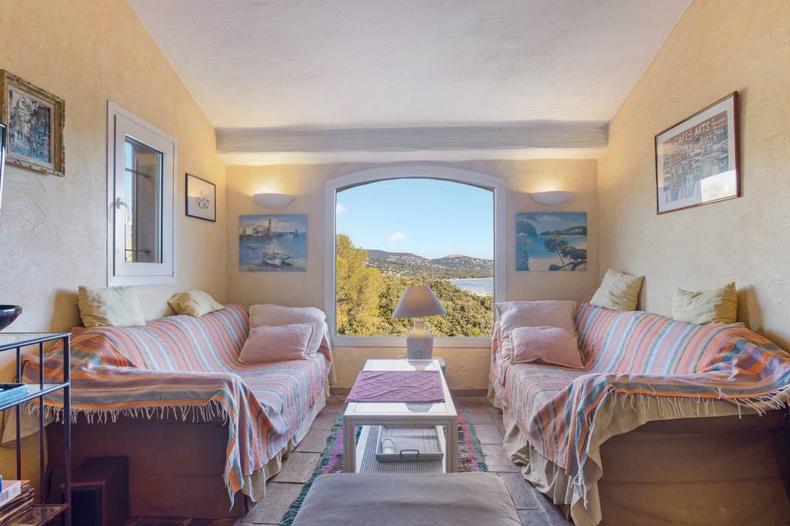 120 M² Villa ∙ 4 Chambres ∙ 7 Personnes - Rayol-Canadel-sur-Mer