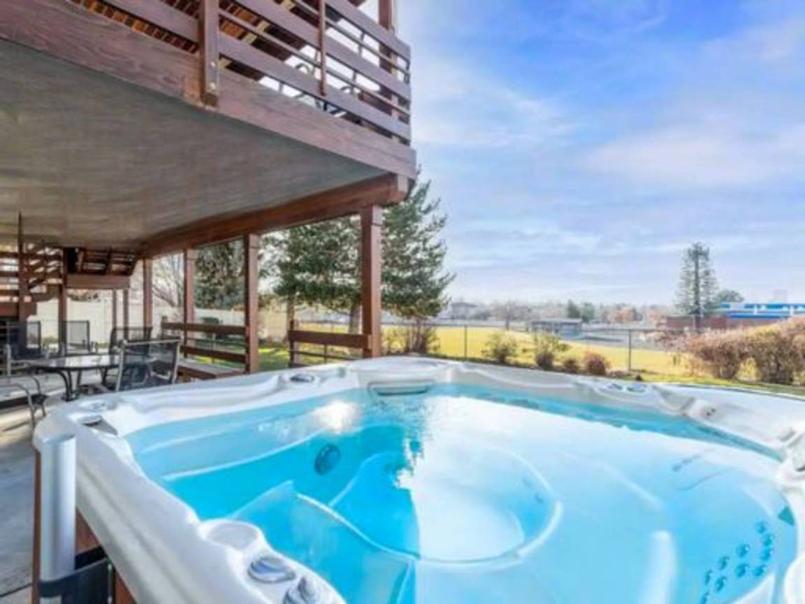 111 M² Apartment ∙ 2 Bedrooms ∙ 6 Guests - Cottonwood Heights, UT