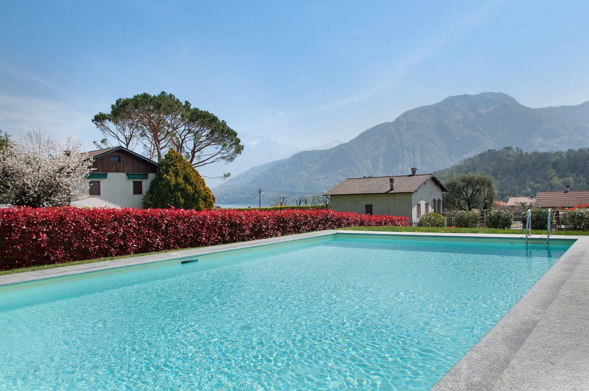70 M² Apartment ∙ 2 Bedrooms ∙ 5 Guests - Menaggio