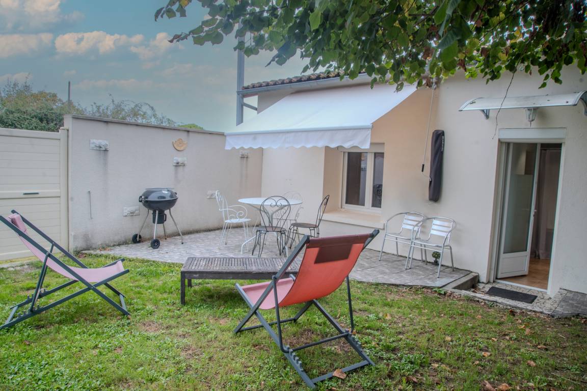 90 M² Maison De Vacances ∙ 2 Chambres ∙ 5 Personnes - Champniers