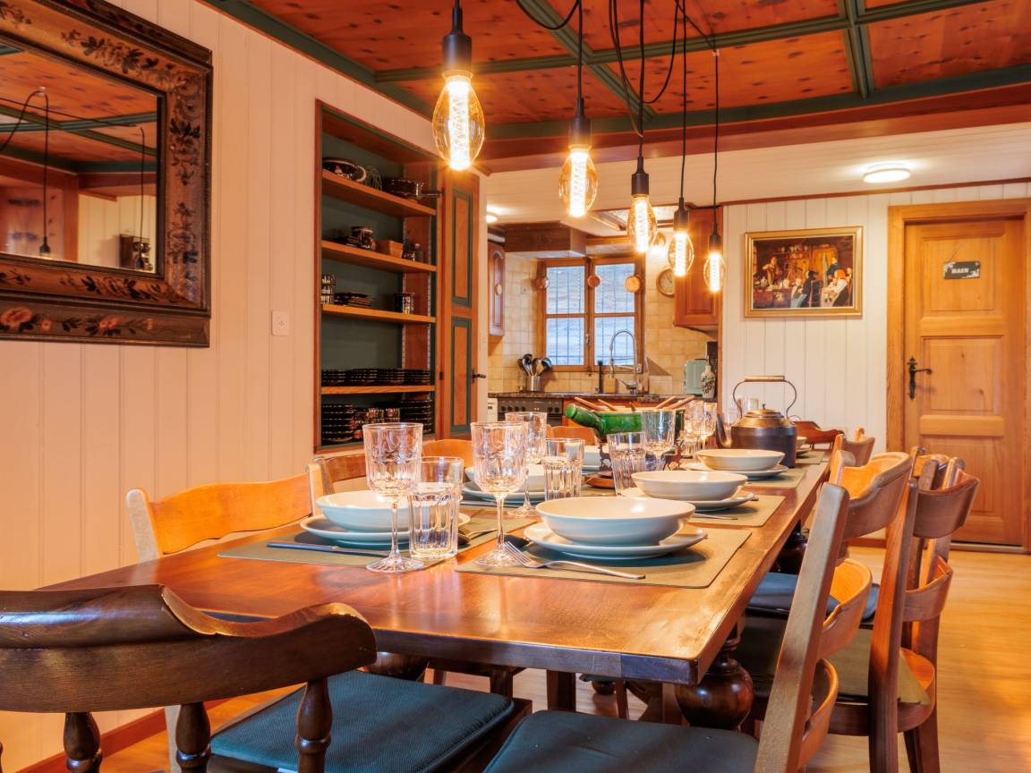 117 M² Appartement ∙ 4 Chambres ∙ 8 Personnes - Sion