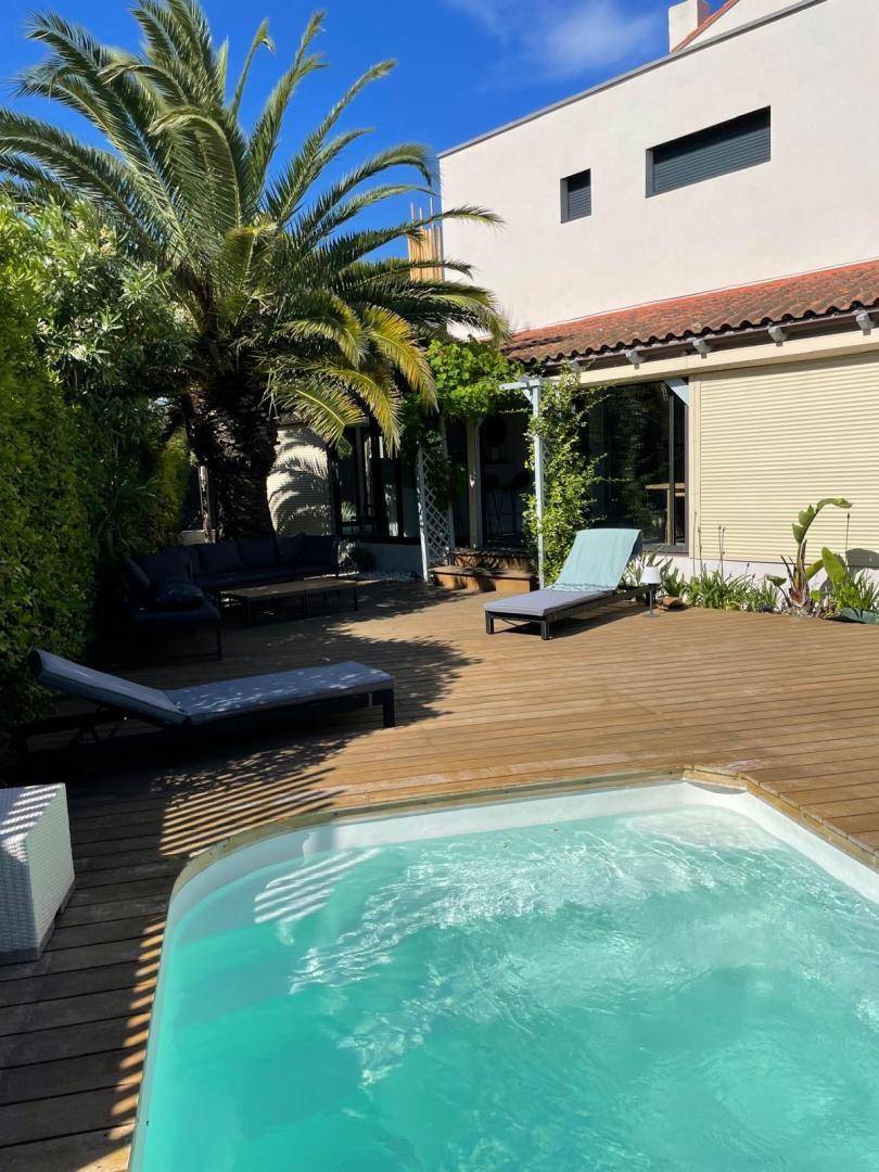 240 M² Gîte ∙ 5 Chambres ∙ 12 Personnes - Perpignan