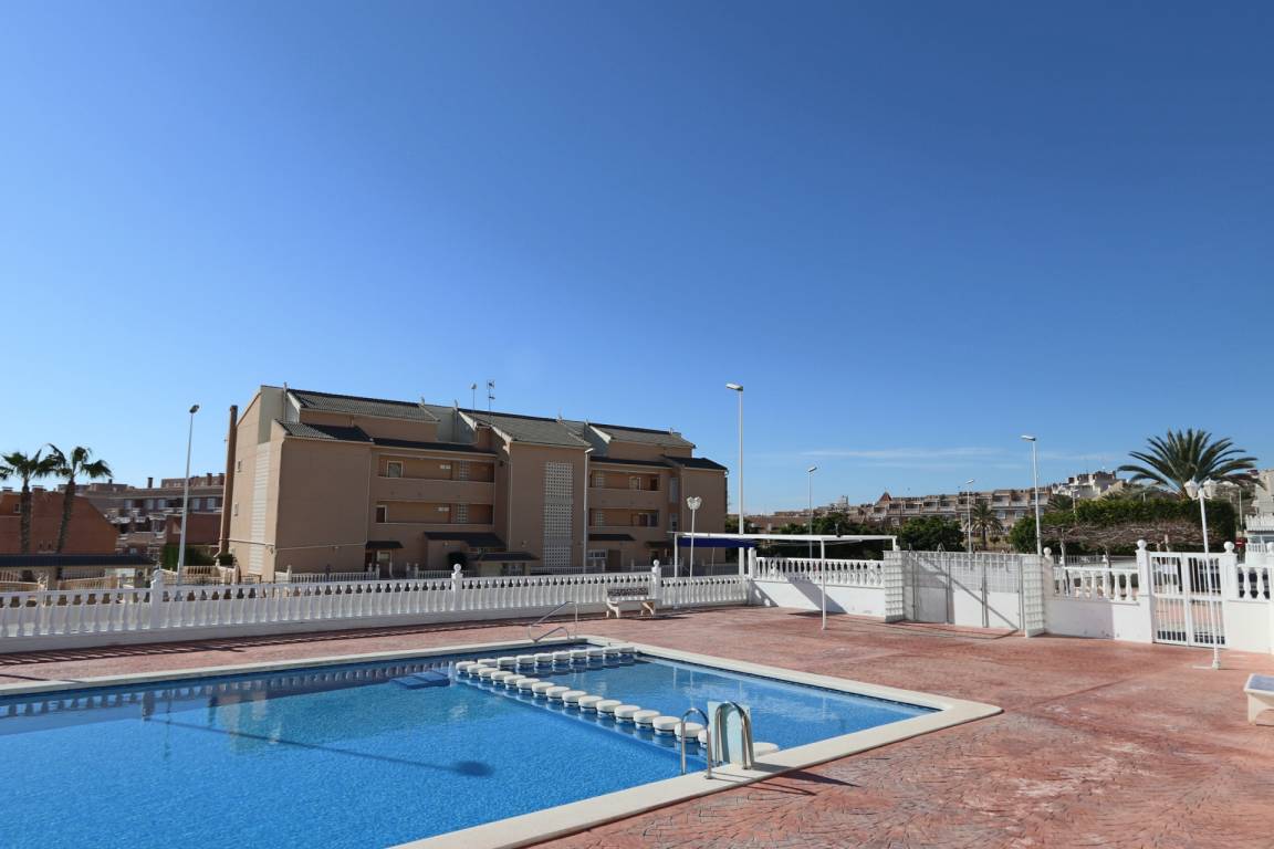 70 M² Bungalow ∙ 2 Habitaciones ∙ 4 Huéspedes - Isla de Tabarca