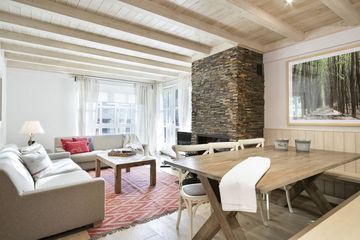84 M² Apartamento ∙ 3 Quartos ∙ 8 Hóspedes - Baqueira