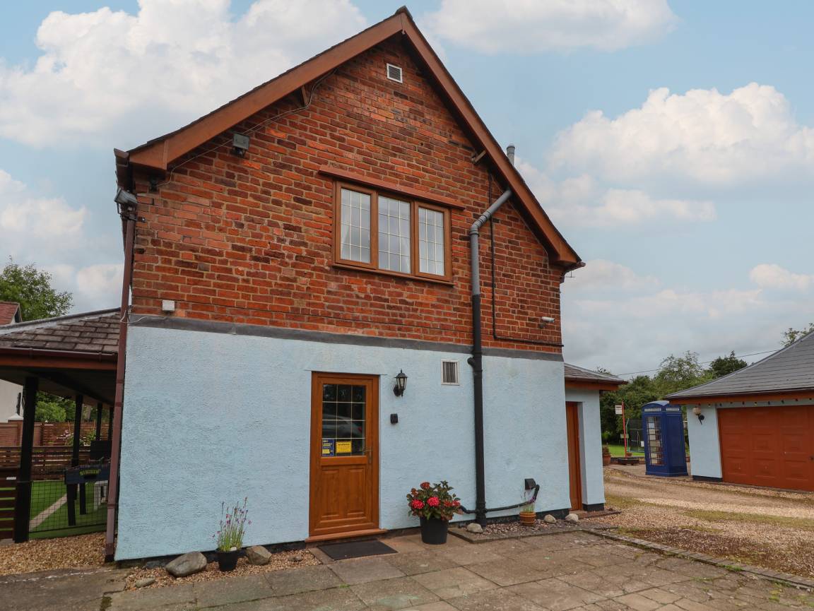 Cottage ∙ 3 Bedrooms ∙ 6 Guests - Shrewsbury