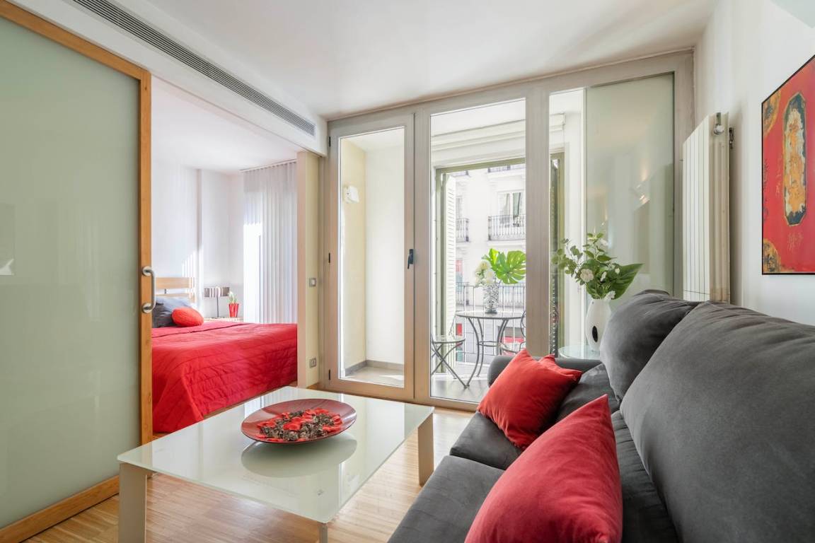 70 M² Apartament ∙ 2 Sypialnie ∙ 5 Gości - Madryt