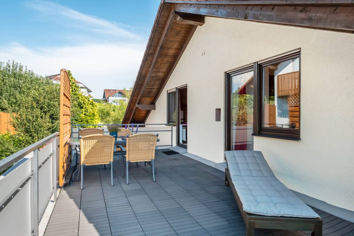 60 M² Ferienwohnung ∙ 1 Schlafzimmer ∙ 3 Gäste - Schliengen