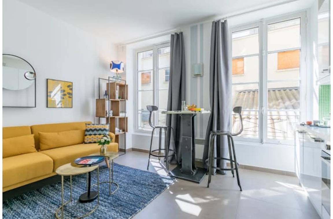 25 M² Appartement ∙ 1 Chambre ∙ 2 Personnes - Paris
