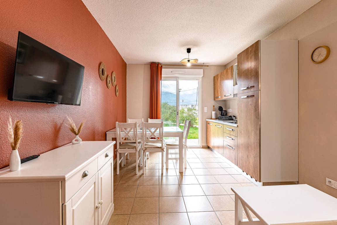 43 M² Apartment ∙ 2 Bedrooms ∙ 6 Guests - Bastia