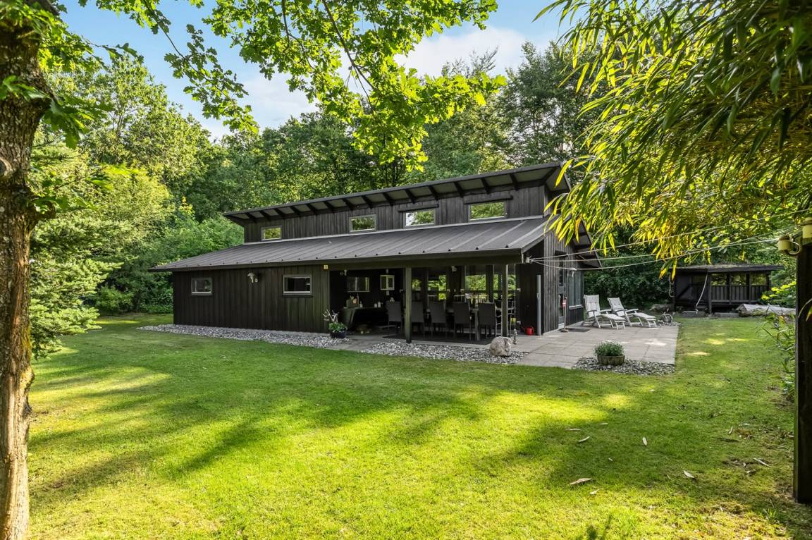 100 M² Ferienhaus ∙ 4 Schlafzimmer ∙ 8 Gäste - Arrild