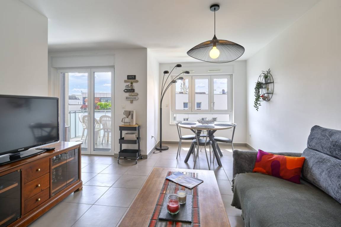 67 M² Appartement ∙ 2 Slaapkamers ∙ 4 Gasten - Straatsburg