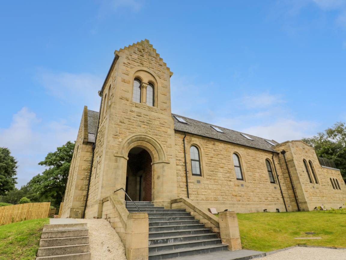 Cottage ∙ 6 Bedrooms ∙ 14 Guests - Fife