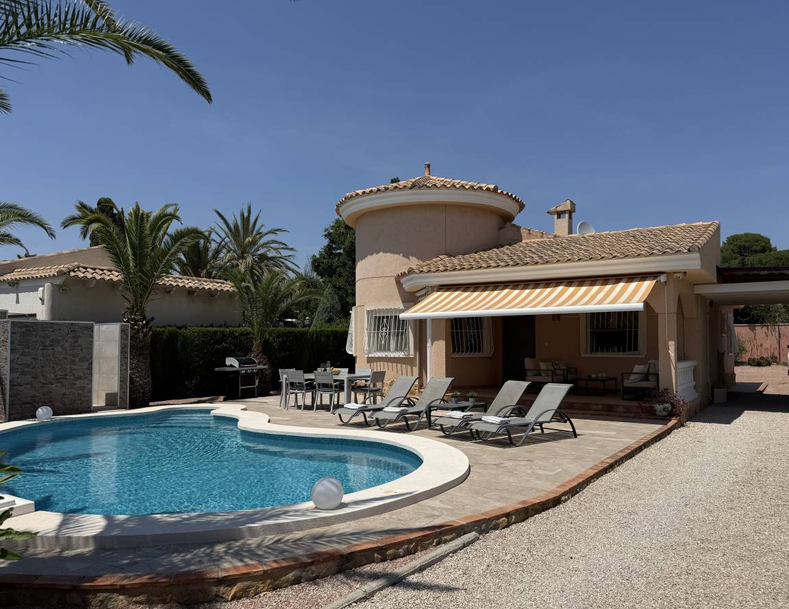 125 M² House ∙ 3 Bedrooms ∙ 6 Guests - El Campello