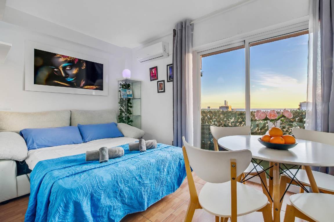 30 M² Ferienwohnung ∙ 1 Schlafzimmer ∙ 4 Gäste - Torremolinos
