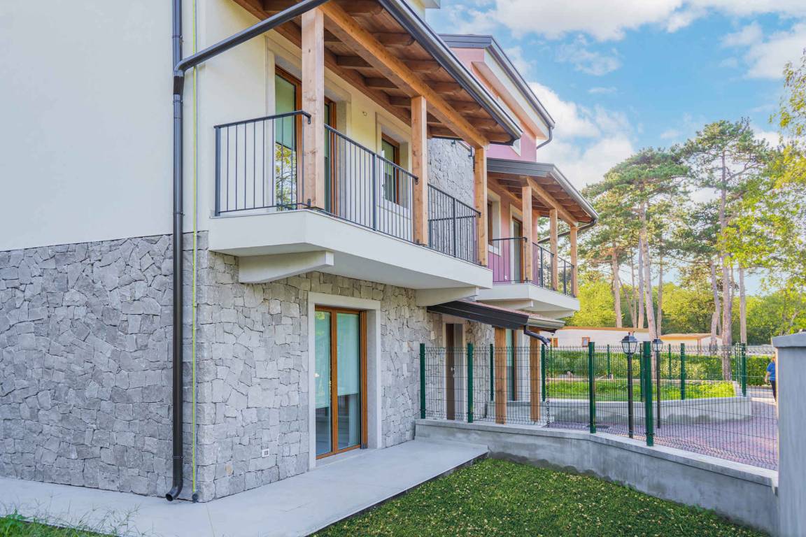 85 M² Apartment ∙ 2 Bedrooms ∙ 6 Guests - Trieste
