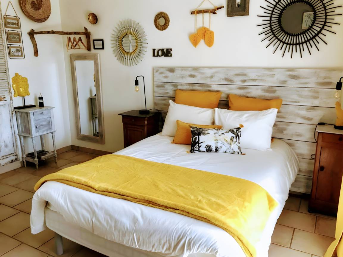 12 M² Chambre D'hôtes ∙ 1 Chambre ∙ 2 Personnes - Viviers