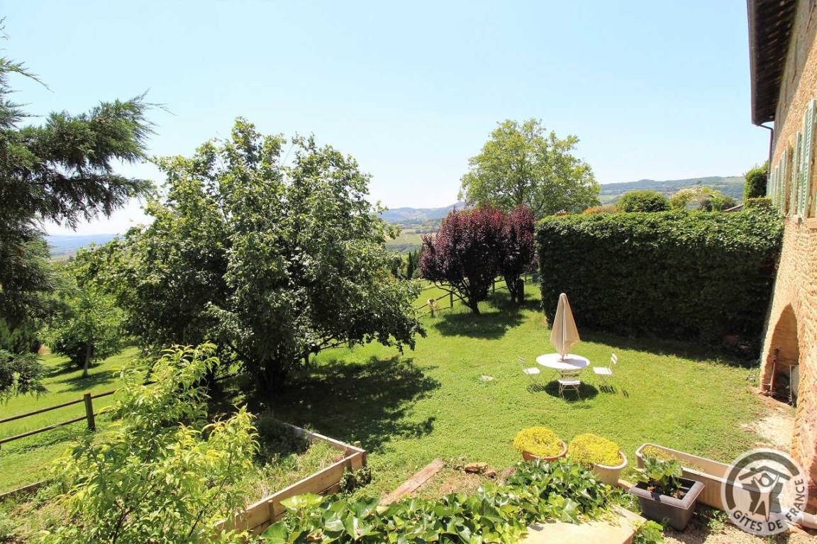 139 M² Gîte ∙ 3 Chambres ∙ 6 Personnes - Beaujolais