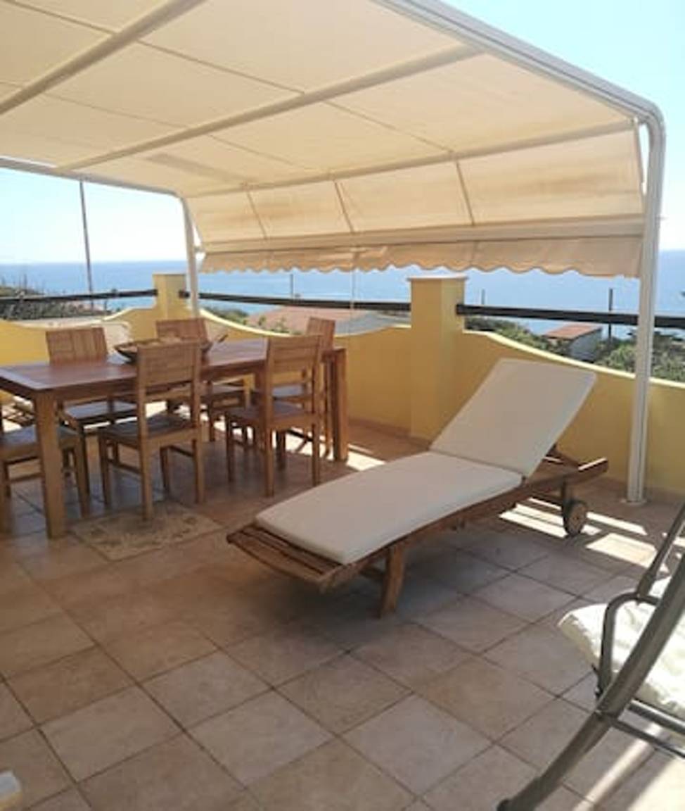 90 M² Villa ∙ 3 Bedrooms ∙ 6 Guests - Bosa