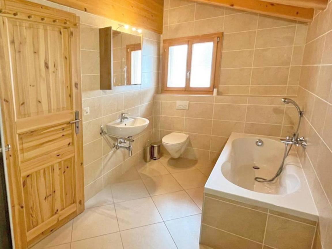 220 M² Chalet ∙ 5 Slaapkamers ∙ 11 Gasten - Wallis