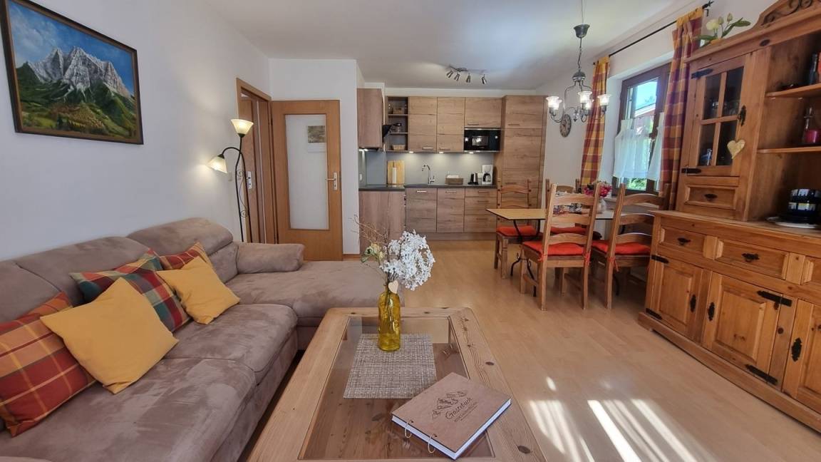 57 M² Apartment ∙ 1 Bedroom ∙ 3 Guests - Mittenwald