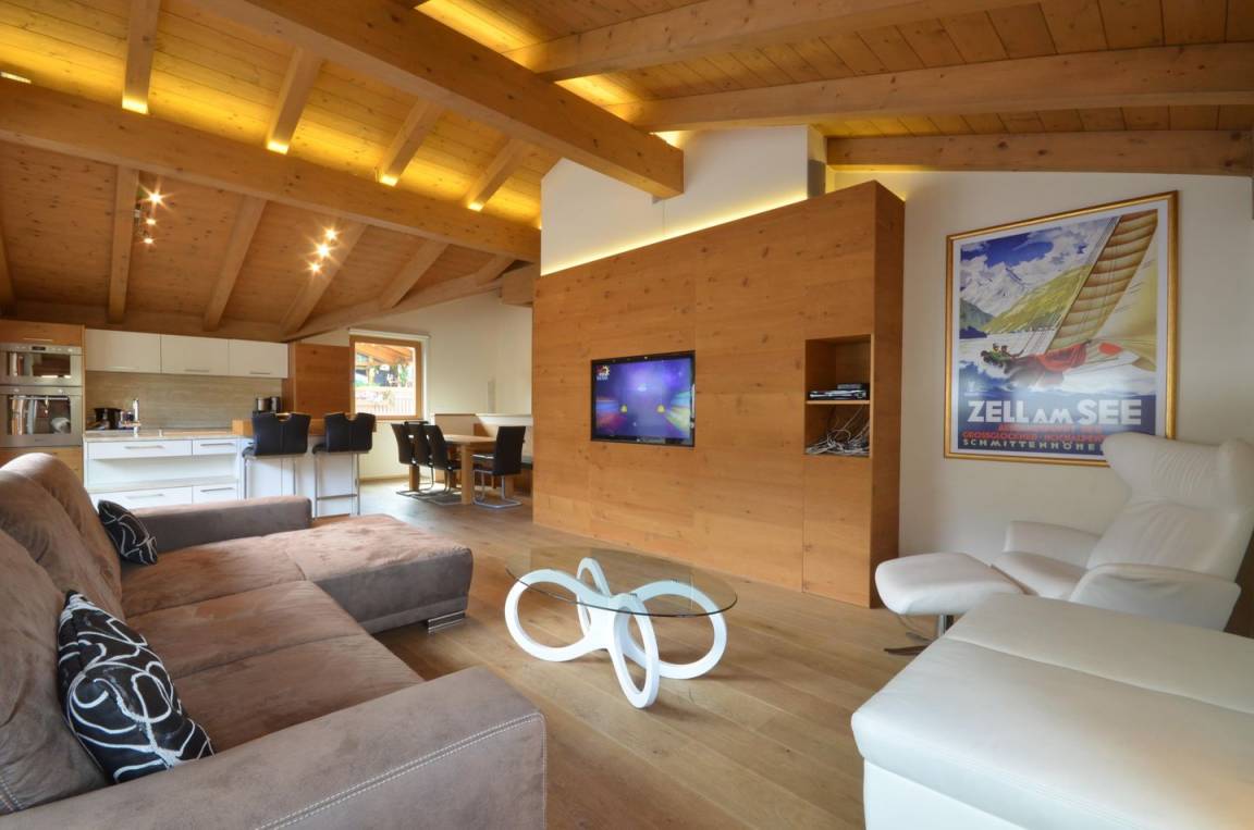 120 M² Apartment ∙ 3 Bedrooms ∙ 8 Guests - Zell am See