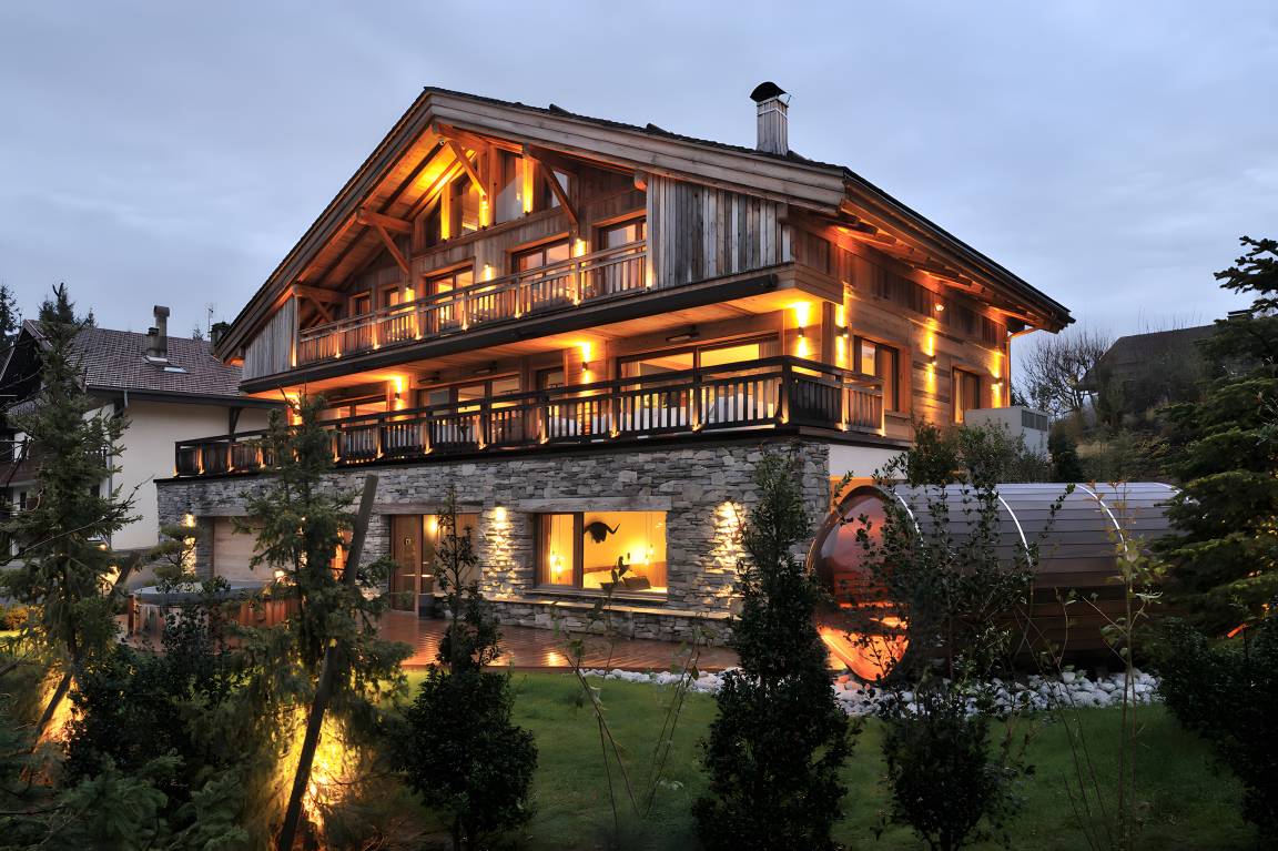 404 M² Chalet ∙ 7 Chambres ∙ 17 Personnes - La Clusaz