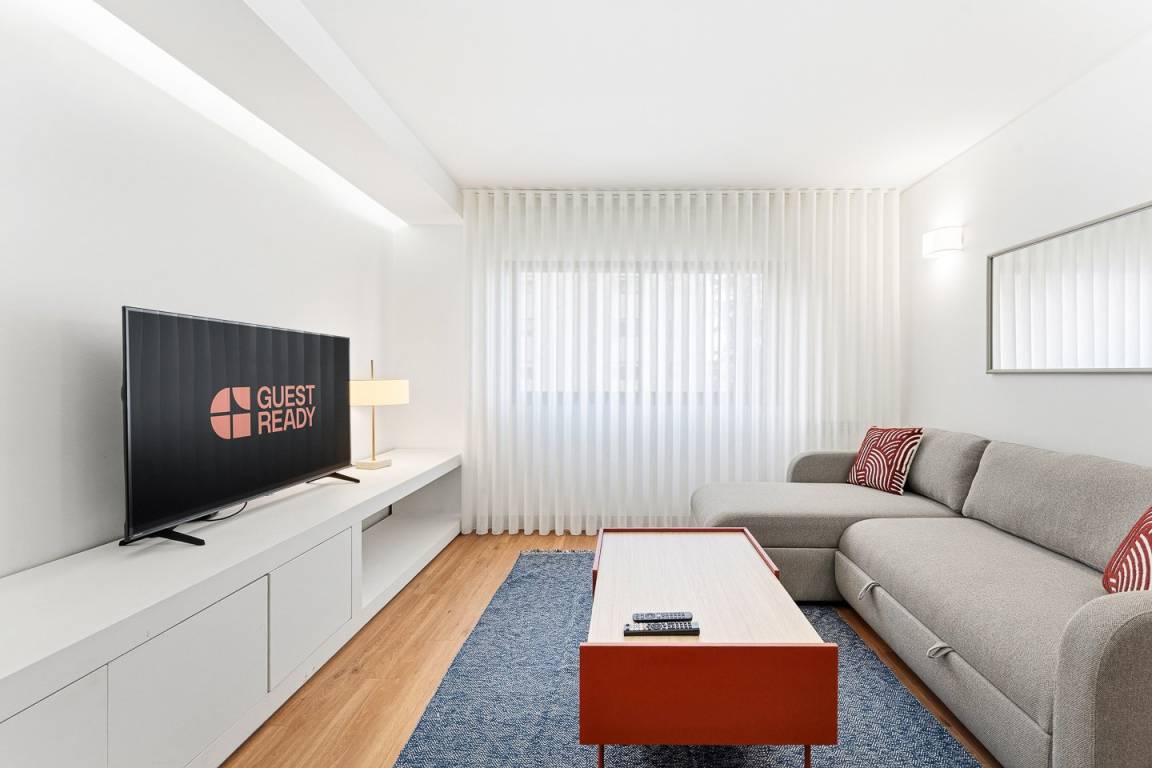 100 M² Apartamento ∙ 3 Quartos ∙ 8 Hóspedes - Canidelo