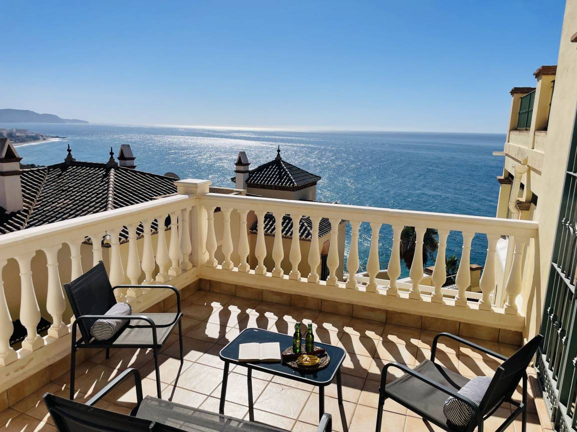 105 M² Apartamento ∙ 3 Habitaciones ∙ 6 Huéspedes - Torrox