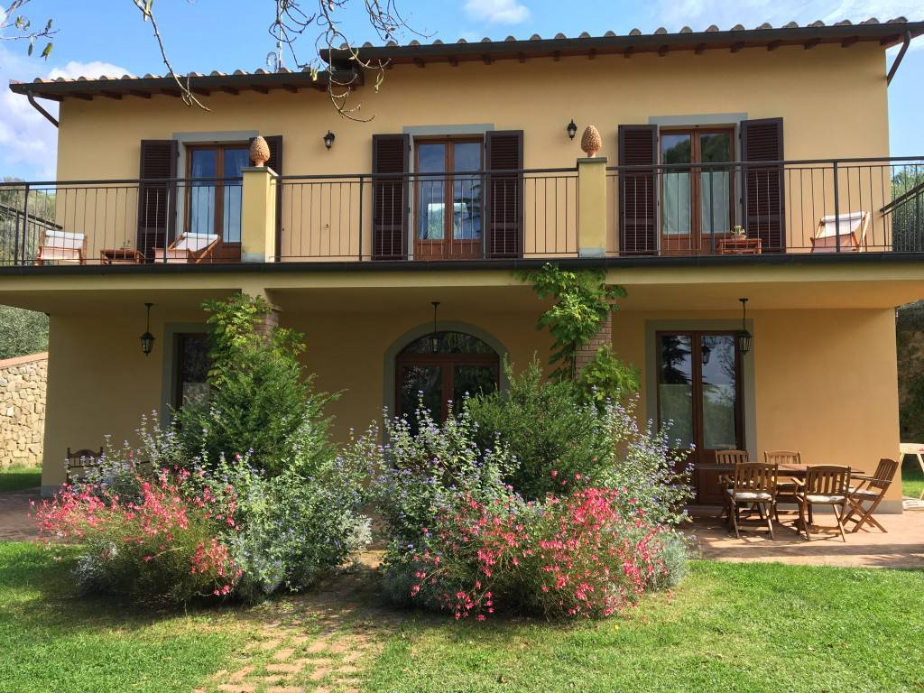 120 M² Farmhouse ∙ 3 Bedrooms ∙ 9 Guests - Cortona