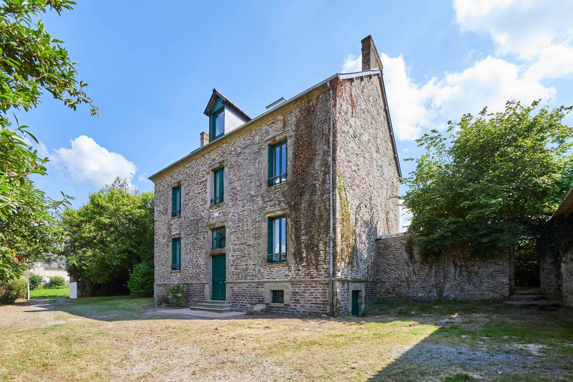 260 M² Maison De Vacances ∙ 5 Chambres ∙ 15 Personnes - Saint-Thurial