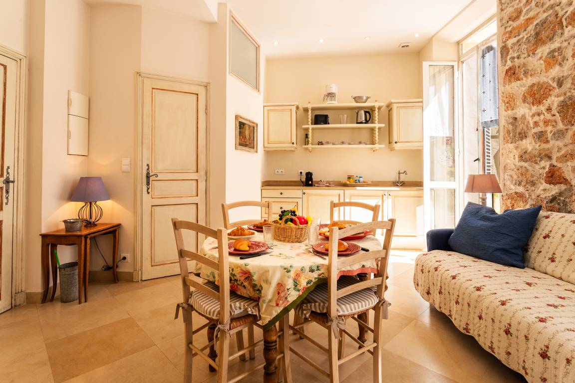 45 M² Appartement ∙ 2 Chambres ∙ 5 Personnes - ibis Cannes Centre