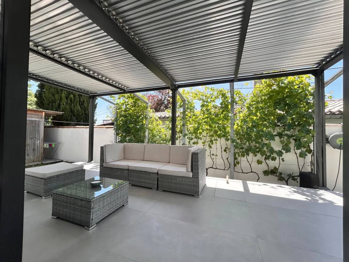 131 M² Maison De Vacances ∙ 3 Chambres ∙ 6 Personnes - Eysines